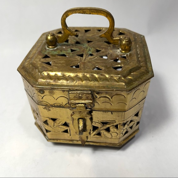 Accents | Vintage Antique Brass Box | Poshmark